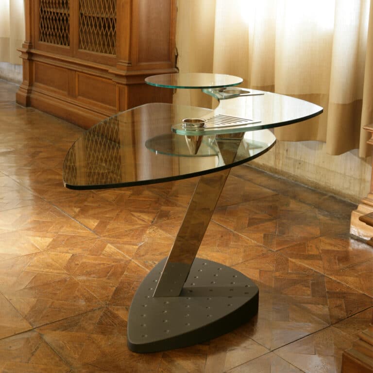 Luxury & European Office Furniture | Casarredo