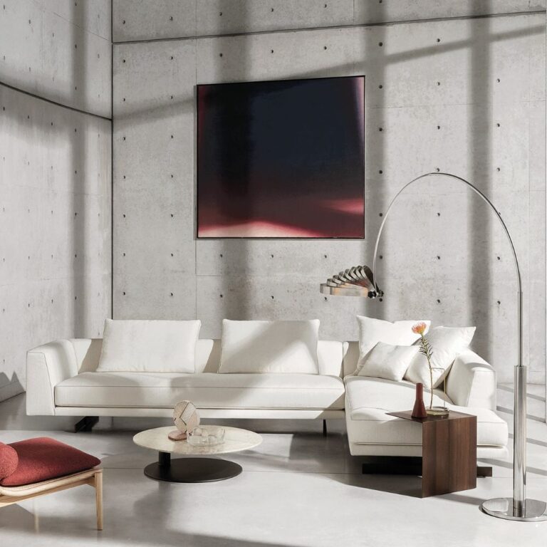 Splendid Couches & Sofas | Casarredo